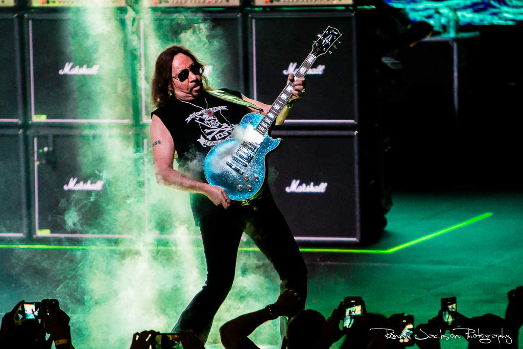 Ace Frehley Invades The Bomb Factory in Dallas – Photo Gallery - ON ...
